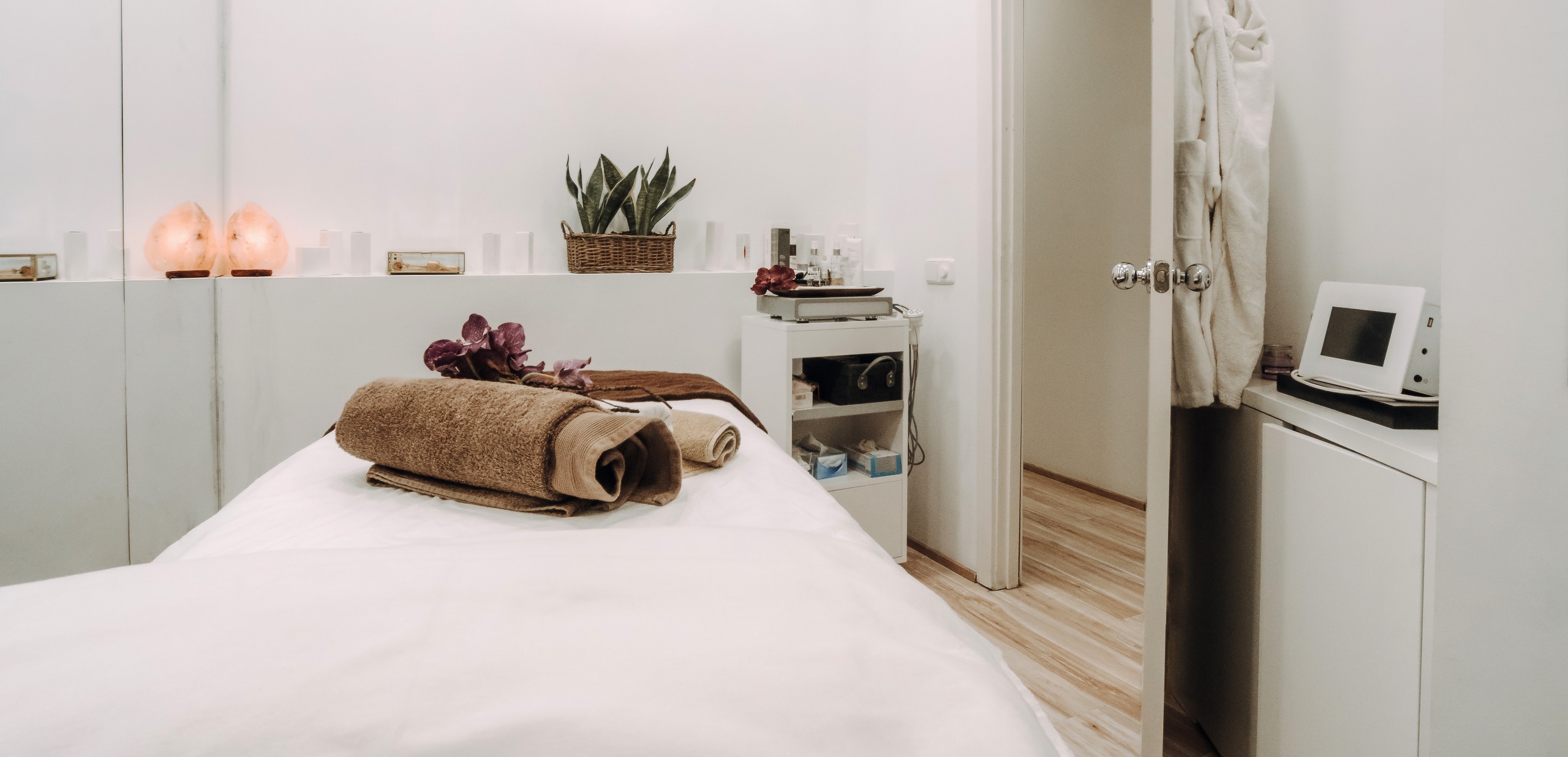 Wazerly Massage – The Power of Touch